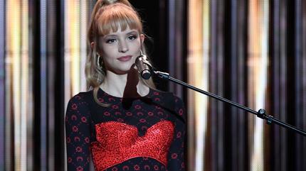 Angèle | Billets de concerts et tournées 2024-2025 - Wegow