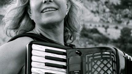 María Jesús y su Acordeón | Entradas Conciertos y Giras 2024-2025 - Wegow