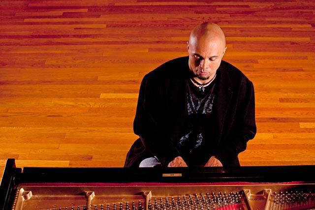 Billets pour Eric Brice, Rodney Shelton dans Charlotte | Wegow