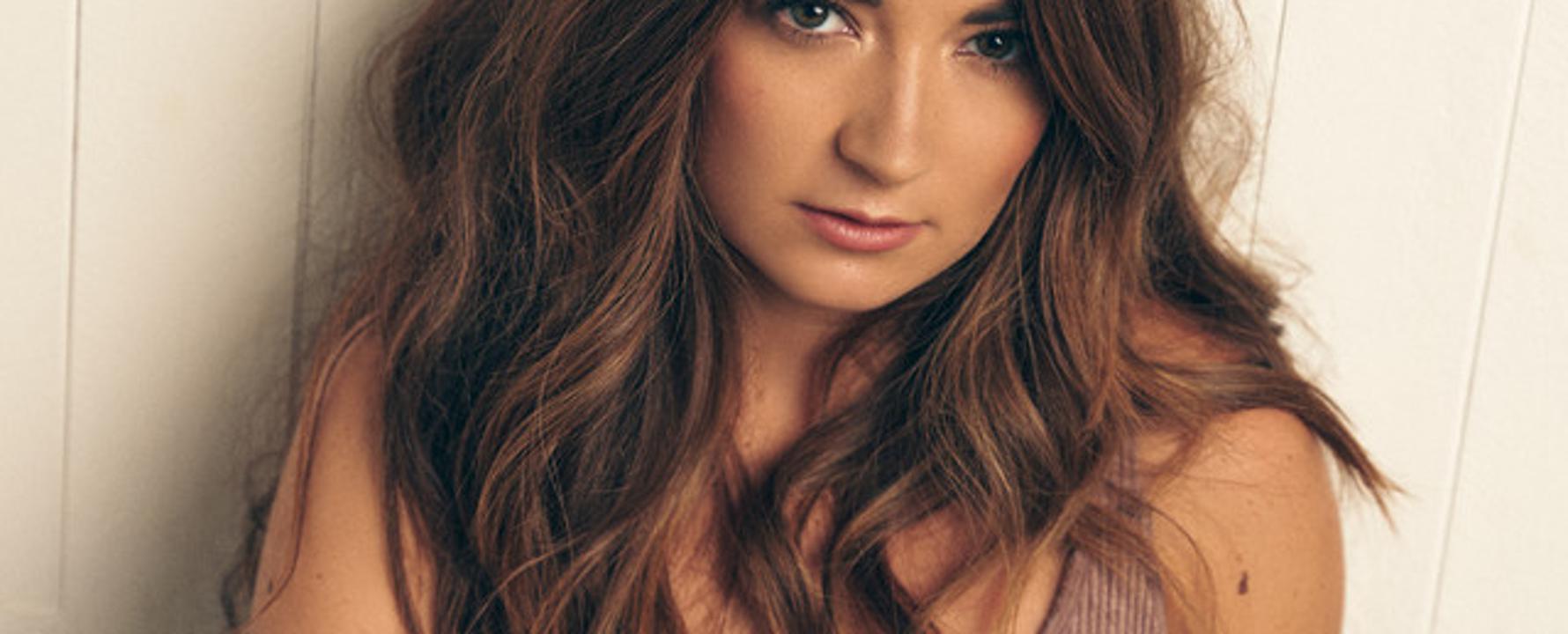 Tenille Townes | Concert Tickets and Tours 2024-2025 - Wegow