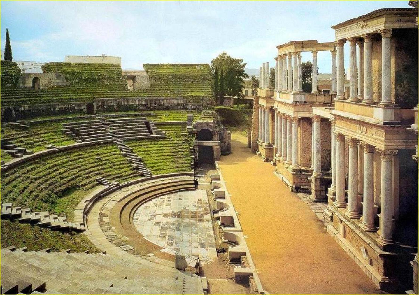Roman theatre of Mérida (Extremadura, Spain) Around 1912 vs 2018 : r ...